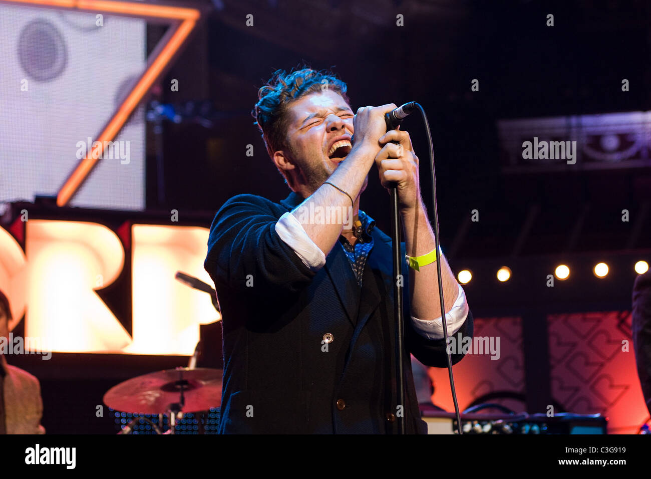 Daniel Merriweather Orange RockCorps concert at Royal Albert Hall ...