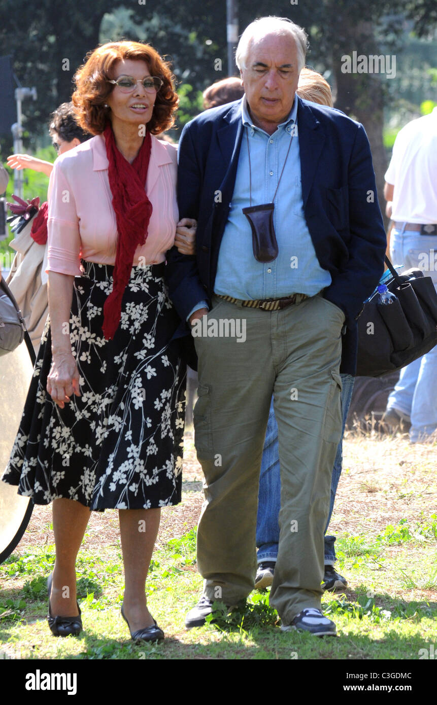 Sofia loren mother hi-res stock photography and images - Alamy