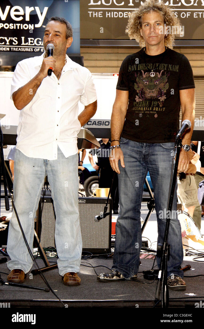 Joe Di Pietro and David Bryan Sneak peek performance of the upcoming ...