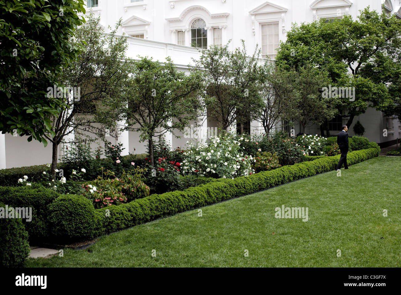 The white house rose garden washington dc hi-res stock photography and ...