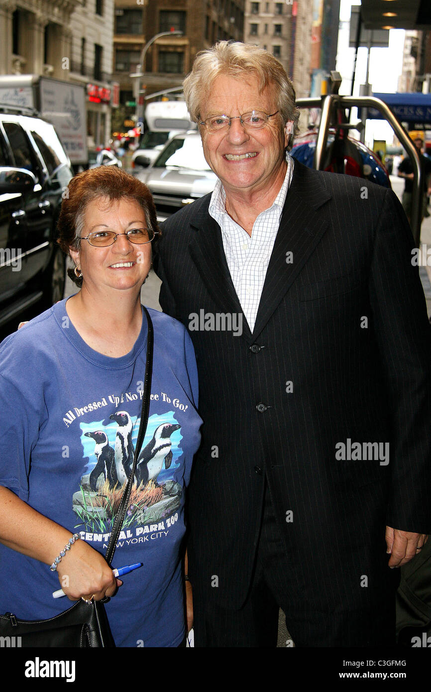 Jerry Springer poses for photographs as he arrives at his Manhattan ...