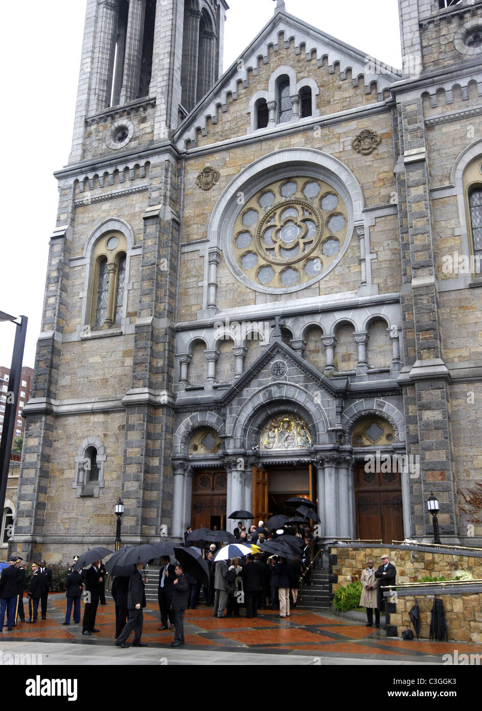 Guests arrive for the private funeral service for Senator Edward ...