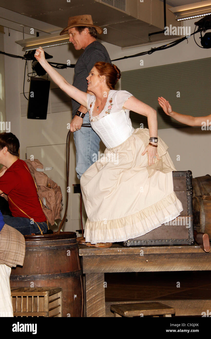 Melissa Gilbert as Ma Ingalls and Steve Blanchard as Pa Ingalls A ...