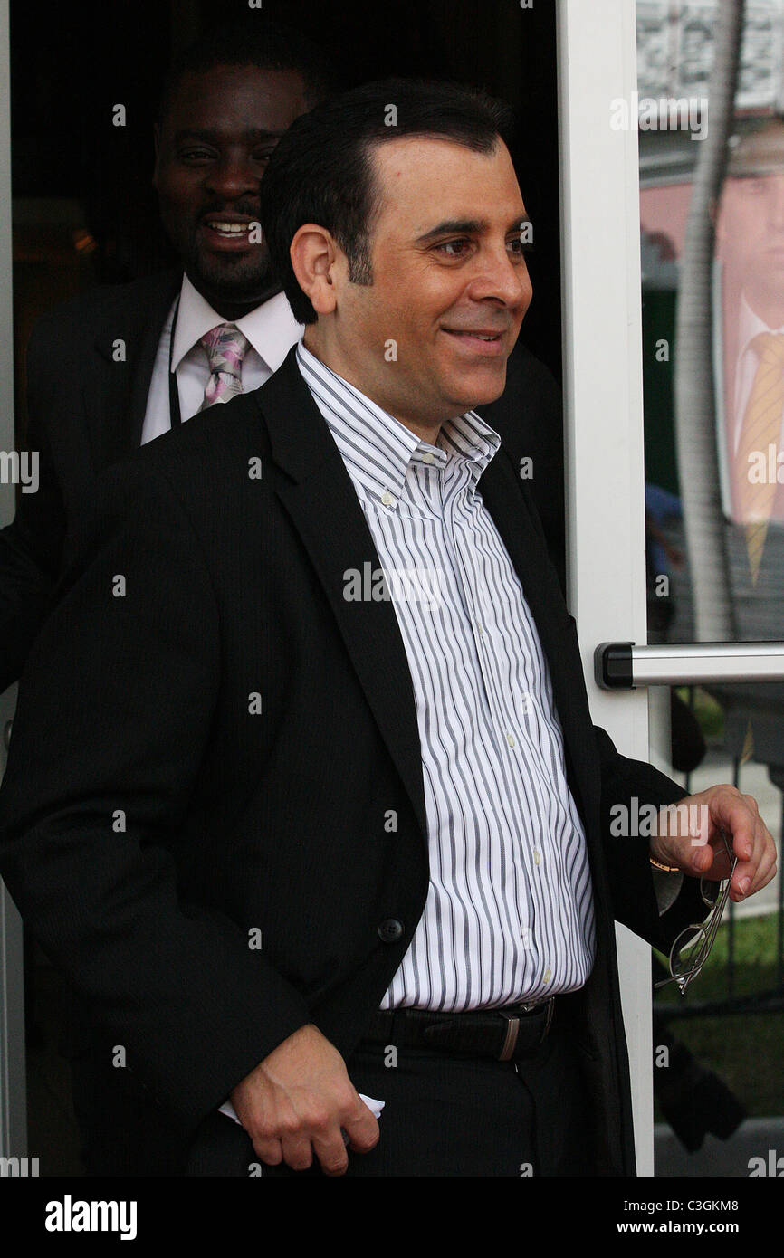 Michael Ossie outside court at the extortion trial over the death of ...