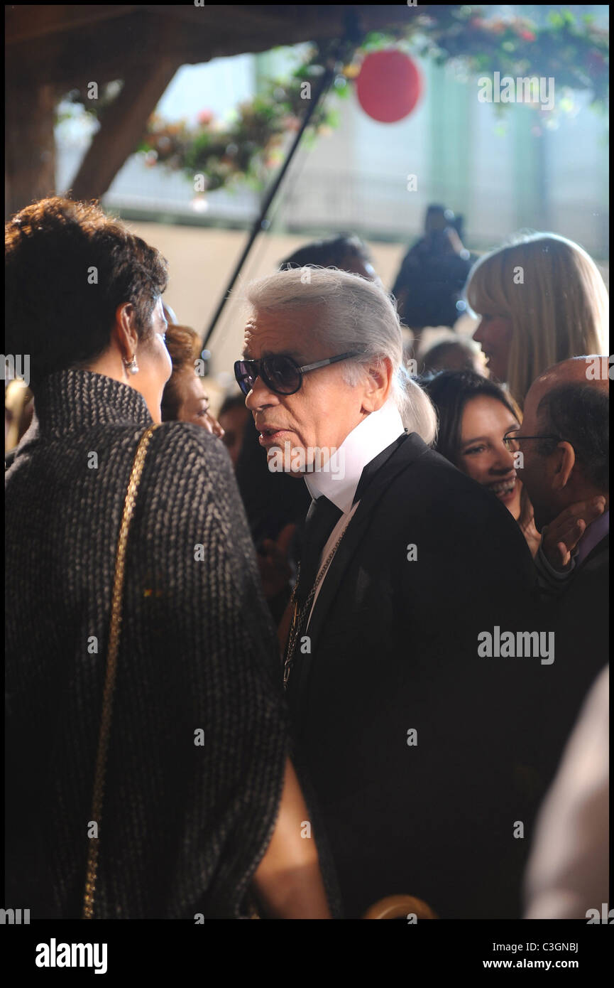 Farida Khelfa and Karl Lagerfeld Paris Fashion Week Spring/Summer 2010 ...