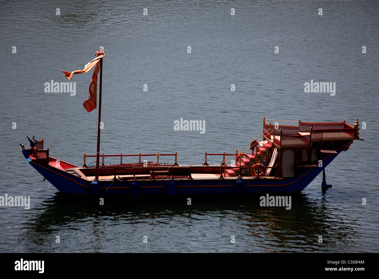 Royal boat hi-res stock photography and images - Alamy