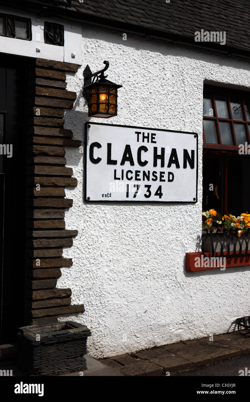 Clachan Inn in Drymen Stock Photo - Alamy