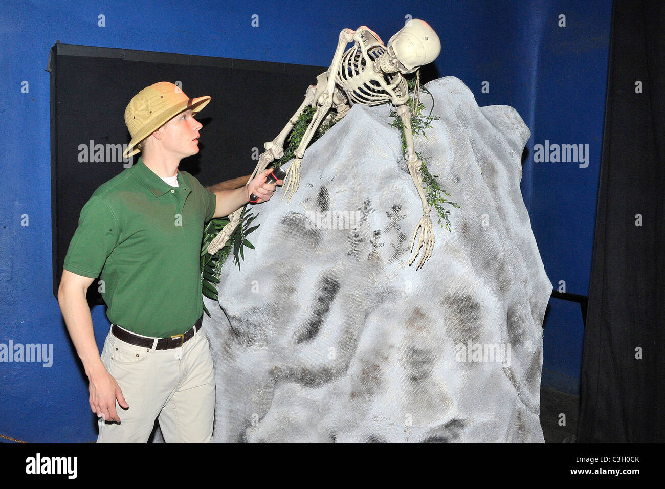 Atmosphere Annual 'Boo at the Zoo' exhibit at the Bronx Zoo New York ...