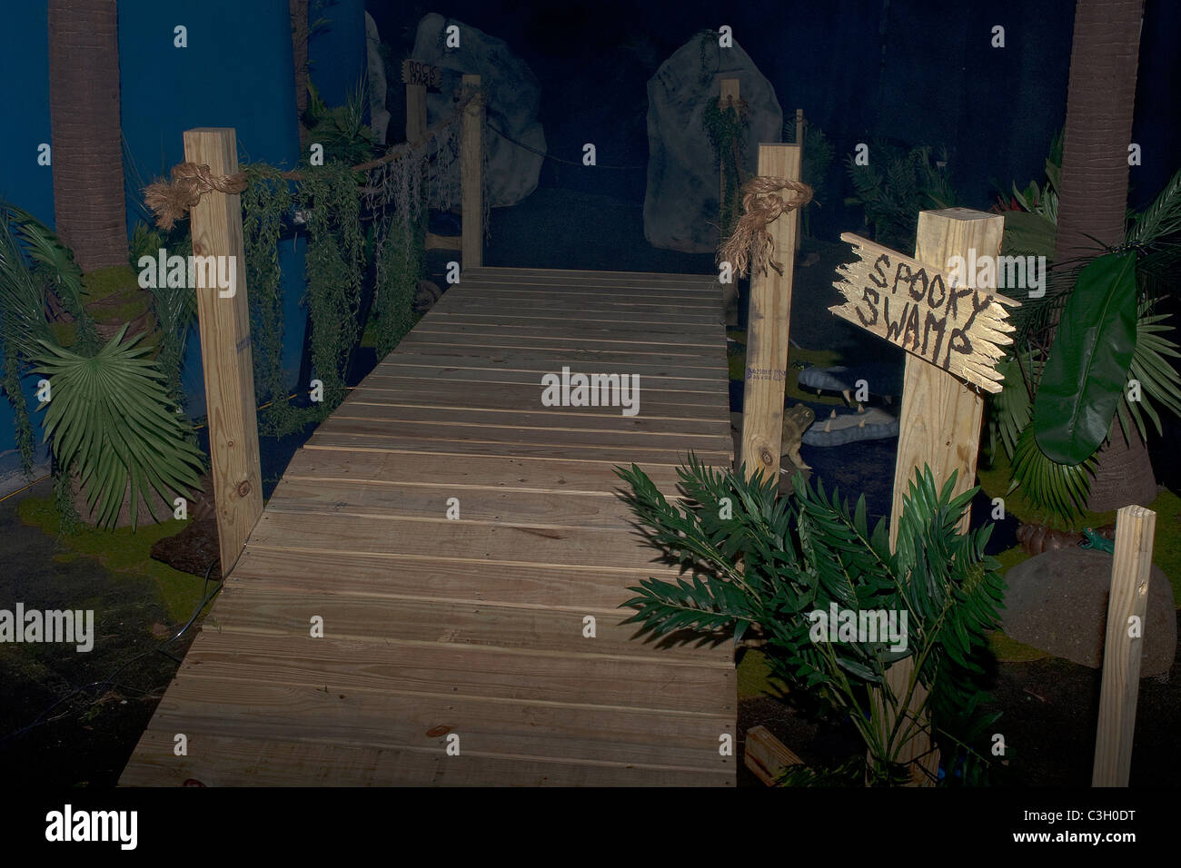 Atmosphere Annual 'Boo at the Zoo' exhibit at the Bronx Zoo New York ...