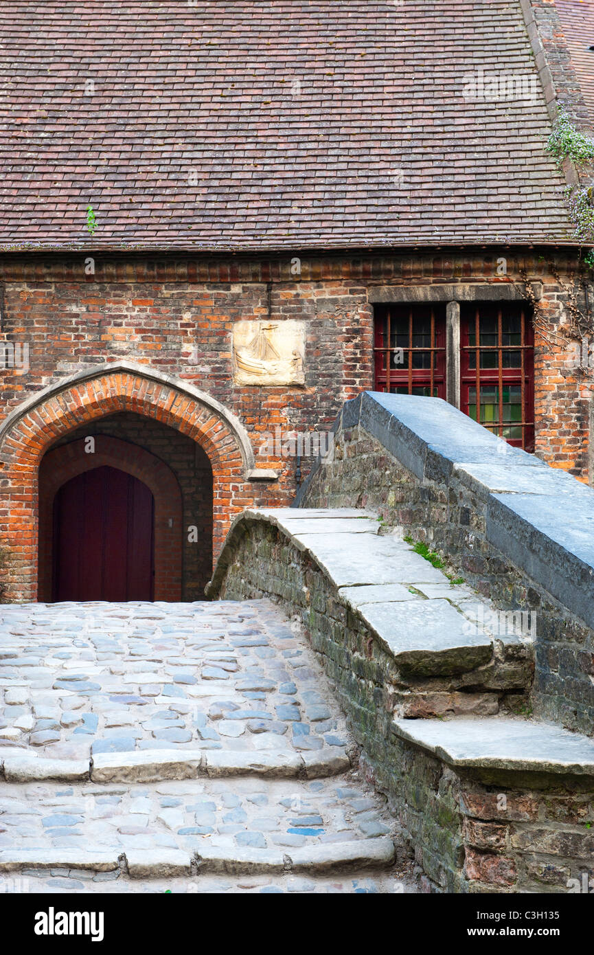 The smallest bridge of the city, Historic centre of Bruges, Belgium ...
