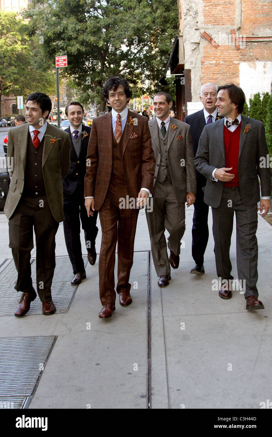 Actor Geoffrey Arend and his wedding party Geoffrey Arend marries 'Mad Men' star Christina ...