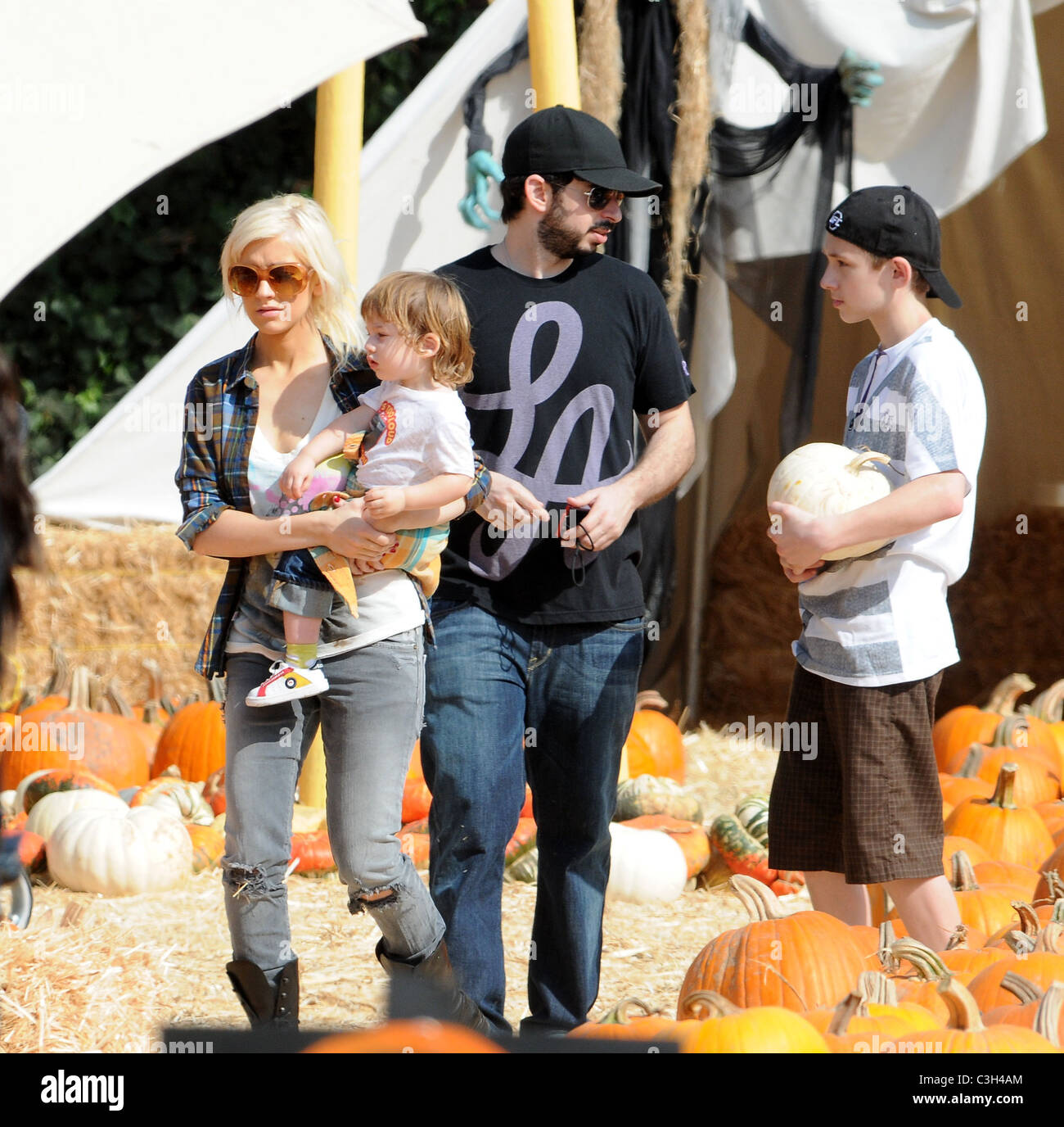 Max bratman and jordan bratman hi-res stock photography and images - Alamy