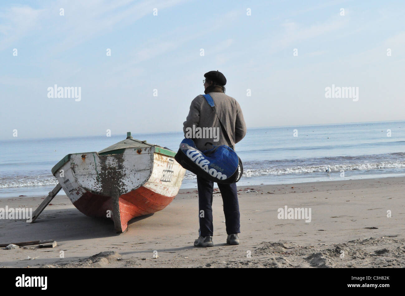 Playing badminton on sea hi-res stock photography and images - Alamy