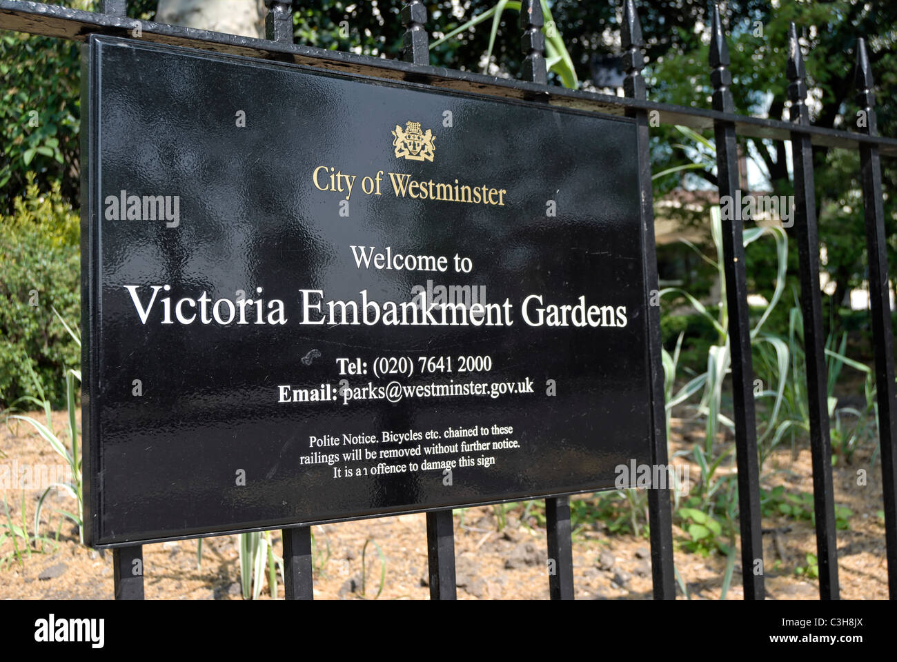 welcome to victoria embankment gardens sign, london, england Stock ...