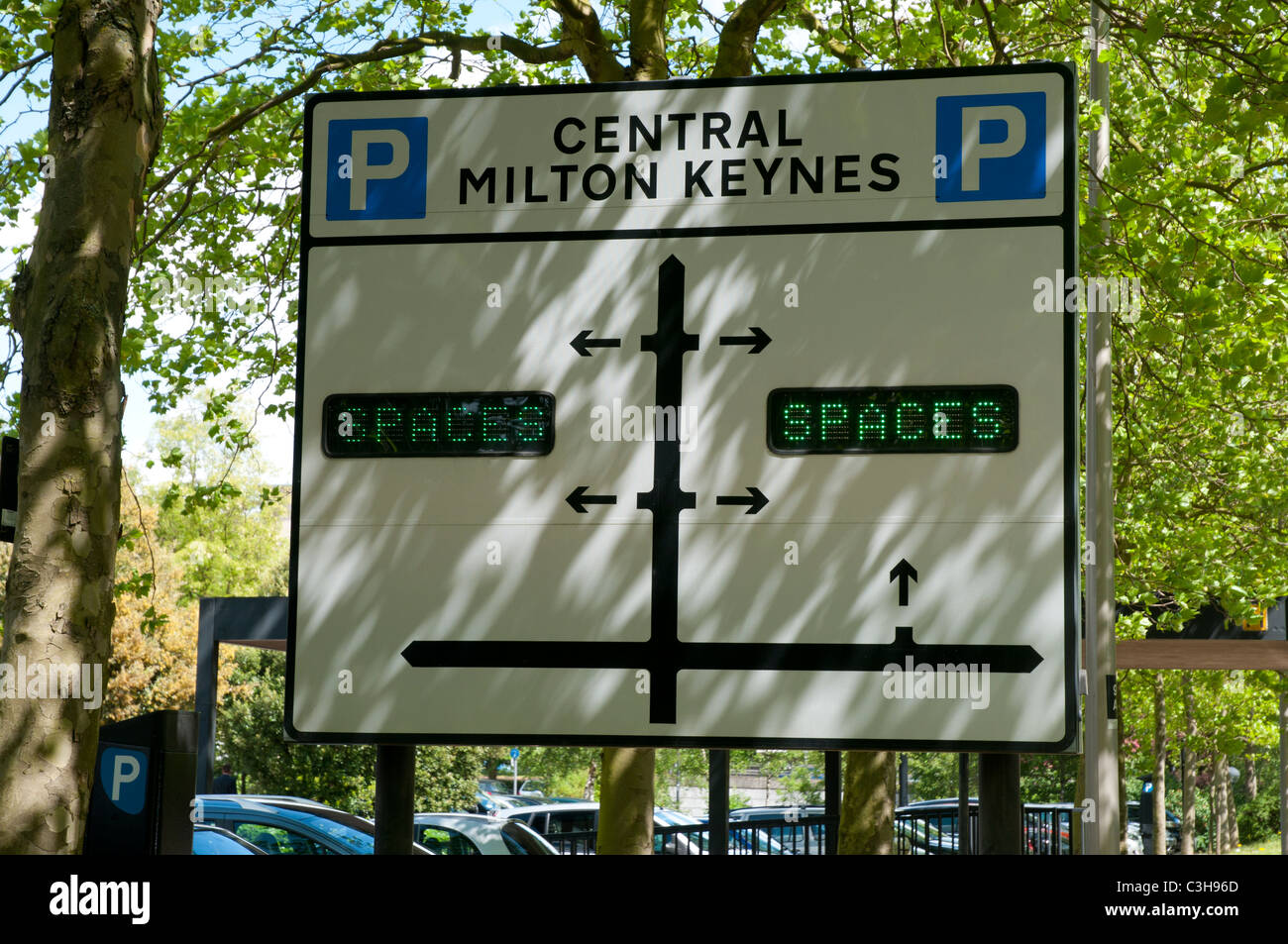 Milton keynes centre hi-res stock photography and images - Alamy
