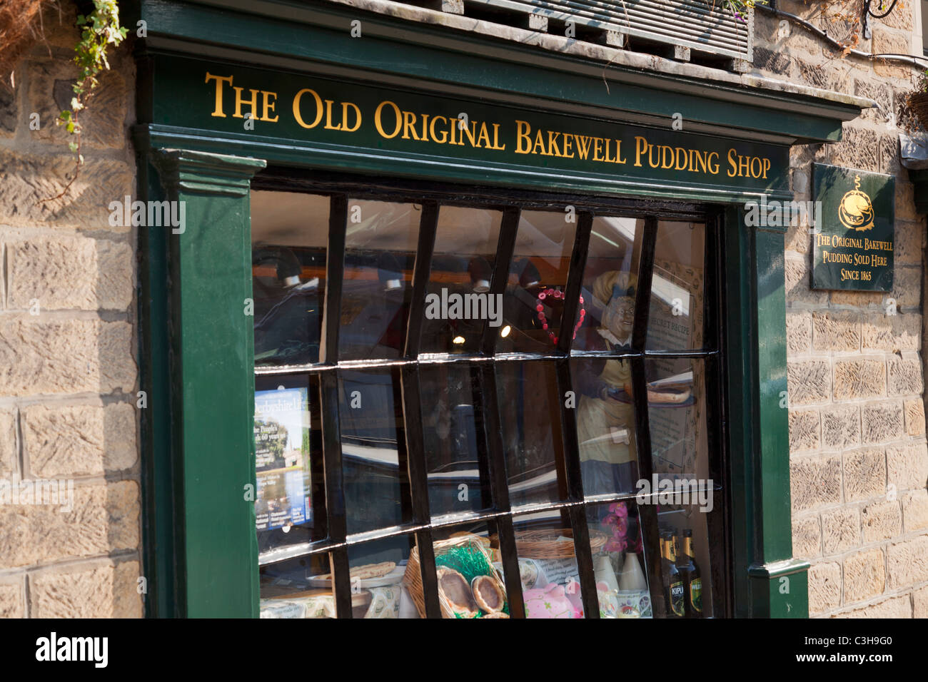 The original Bakewell pudding shop Bakewell, Peak District national ...