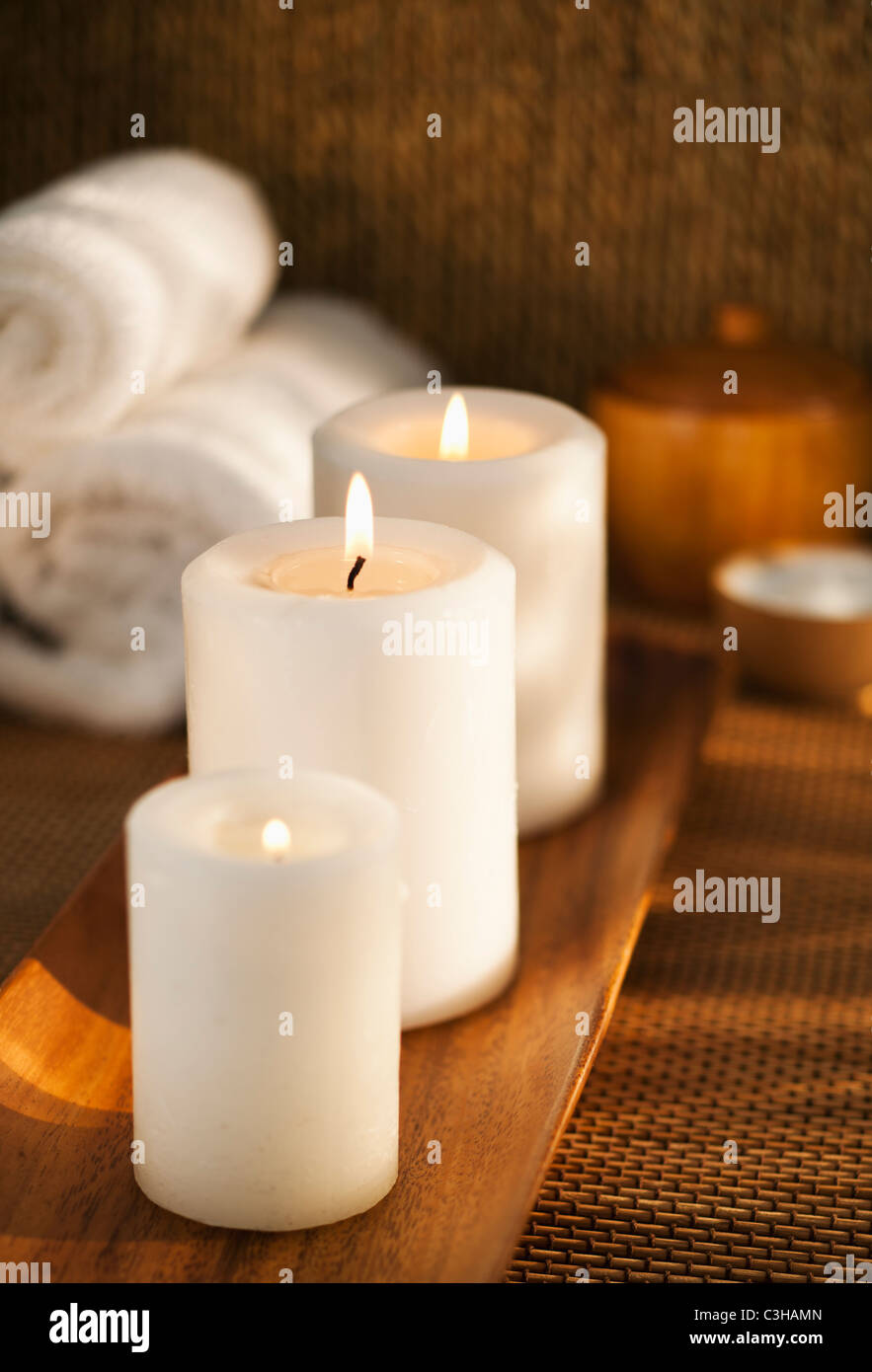Spa candles hi-res stock photography and images - Alamy