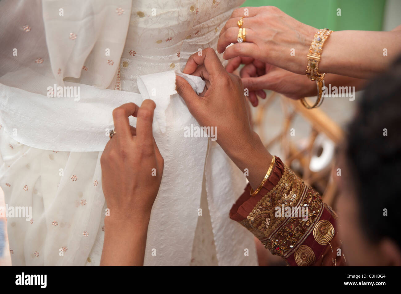 Tissue Paper Sari Stock Photo - Alamy