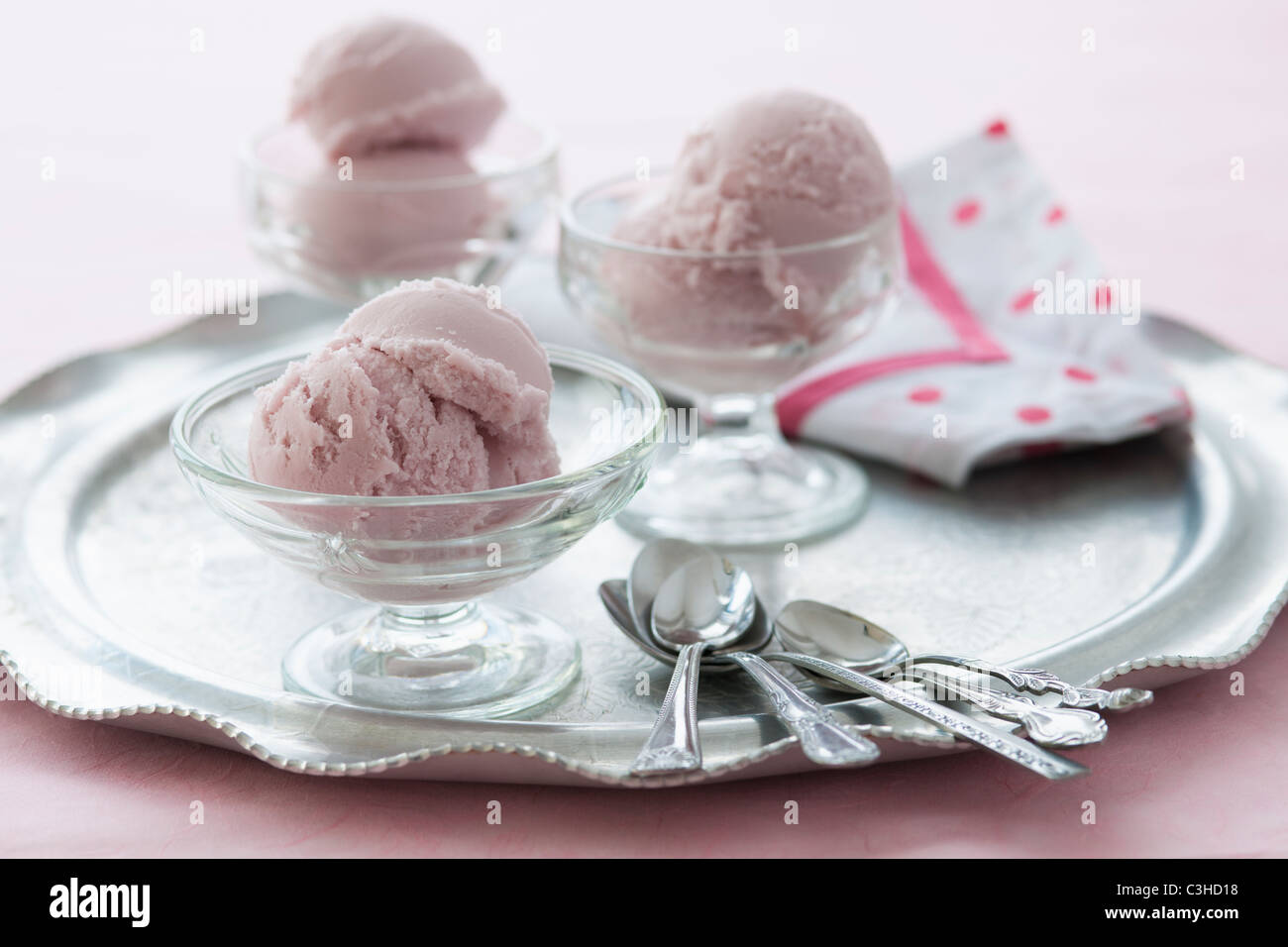 Silver glass ice tea hi-res stock photography and images - Alamy