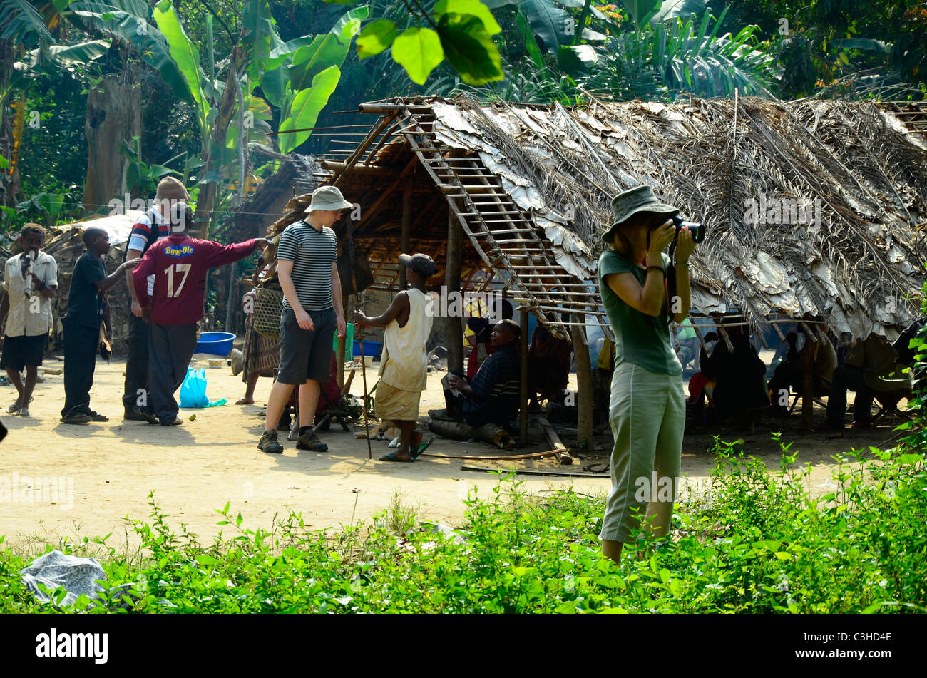 Nomadic Mbuti Pygmies live in the Ituri jungle of the Congo Basin in ...