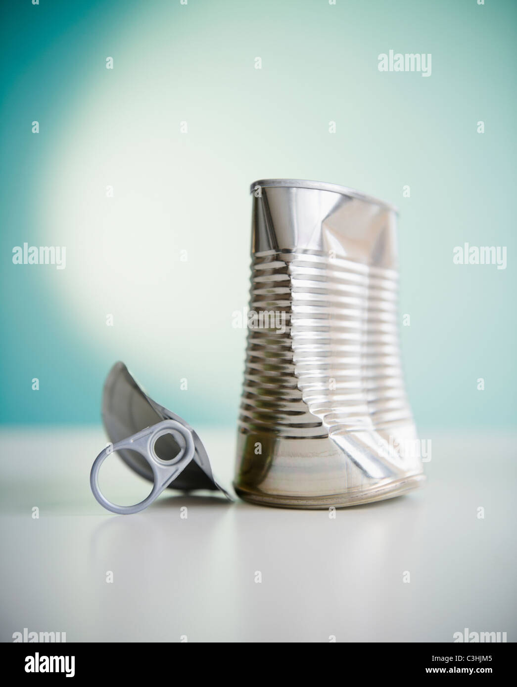 Damaged can hi-res stock photography and images - Alamy