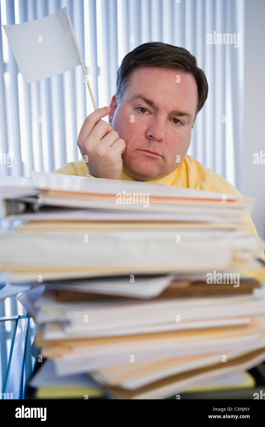 White flag hi-res stock photography and images - Alamy