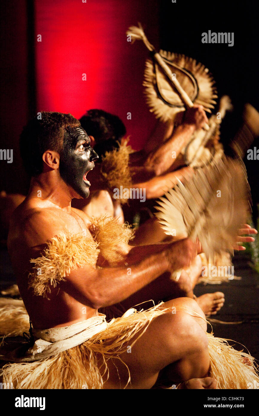 Vou Fijian Dance Troupe Shangri La Fijian Resort And Spa Coral Coast