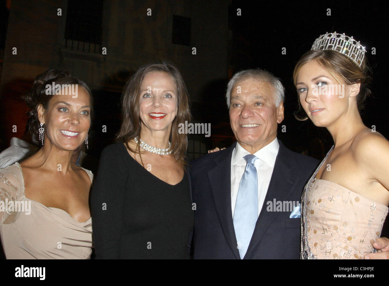 Elizabeth Rusnak, Mr. Rusnak & Miss California Tami Farrell at Kevan ...