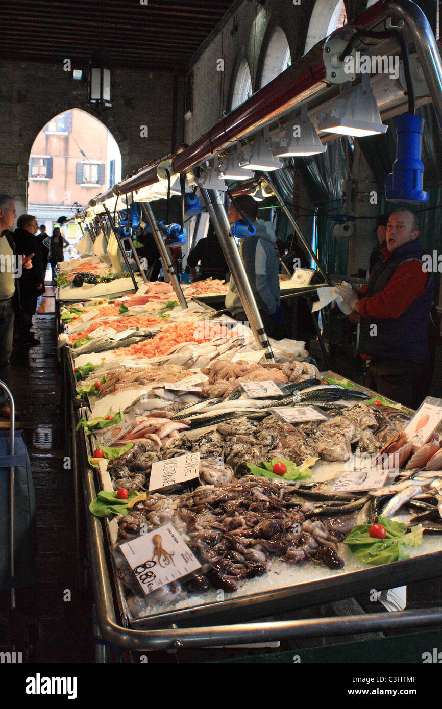 Ittico yushichang weinisi marche de poissons venise hi-res stock ...