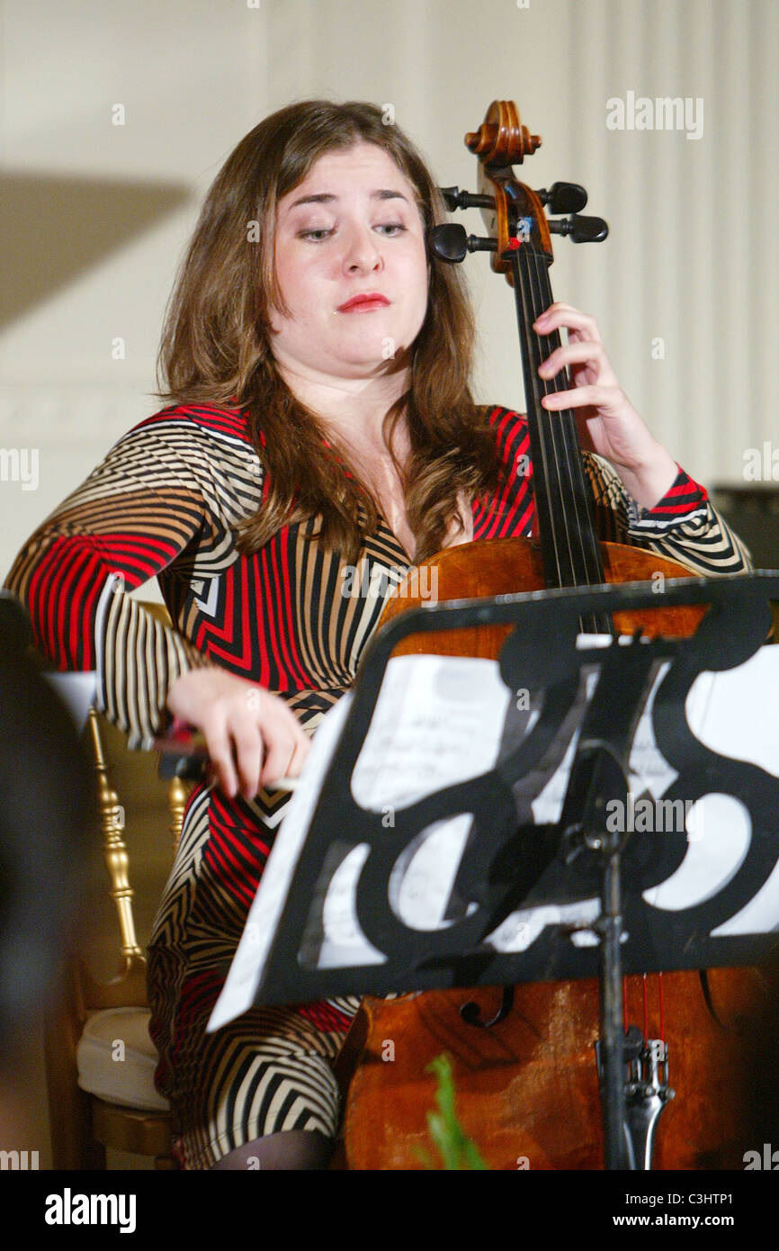 Alisa weilerstein hi-res stock photography and images - Alamy
