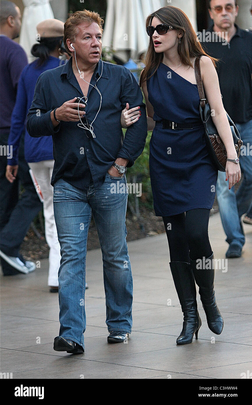 Ross King and his wife shopping in Hollywood Los Angeles, California ...