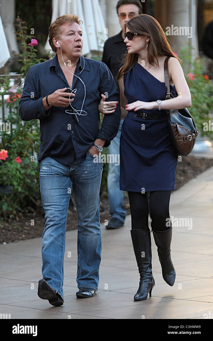 Ross King and his wife shopping in Hollywood Los Angeles, California ...