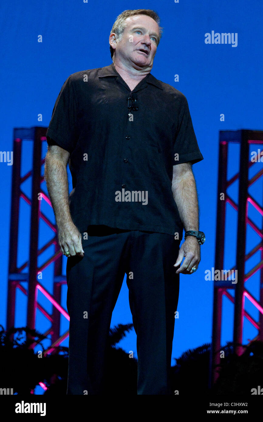 Robin Williams performing on stage at the Seminole Hard Rock Live ...