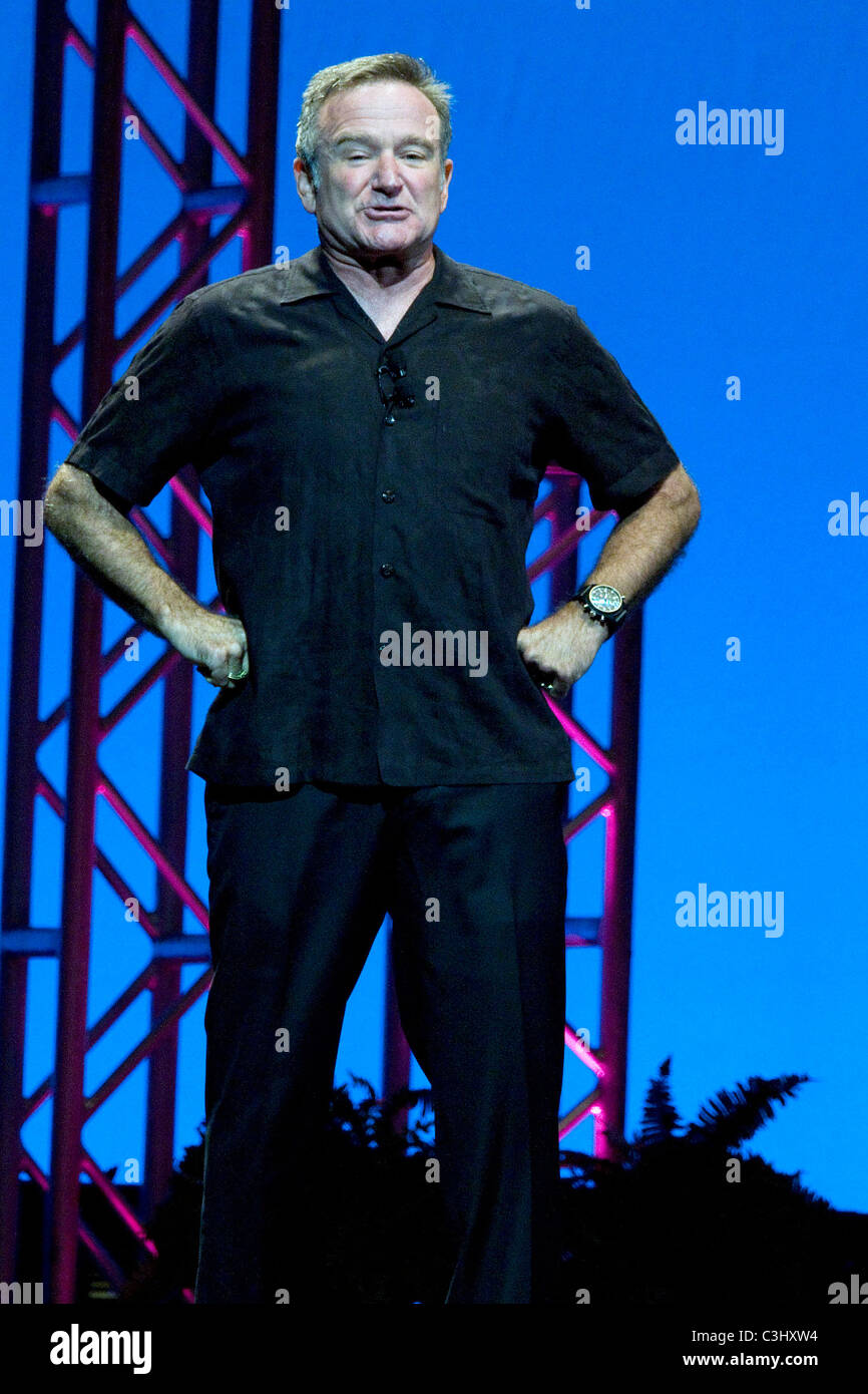 Robin Williams performing on stage at the Seminole Hard Rock Live ...