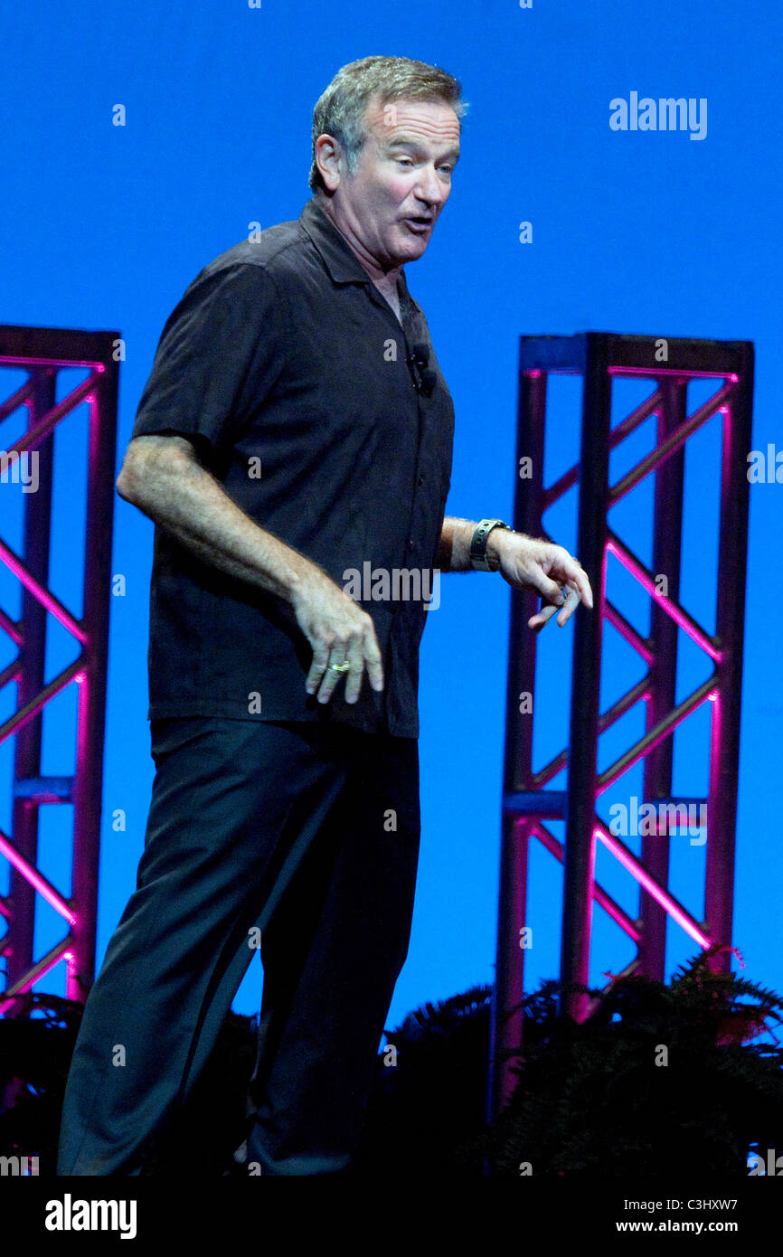 Robin Williams performing on stage at the Seminole Hard Rock Live ...