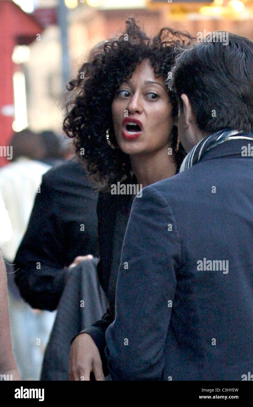 Girlfriends tracee ellis ross hi-res stock photography and images - Alamy