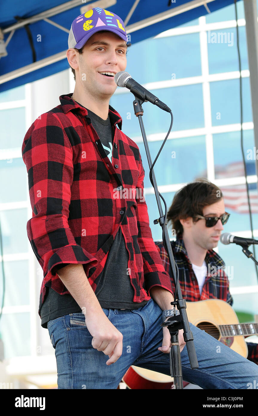 Gabe Saporta Cobra Starship performing following a press conference to ...