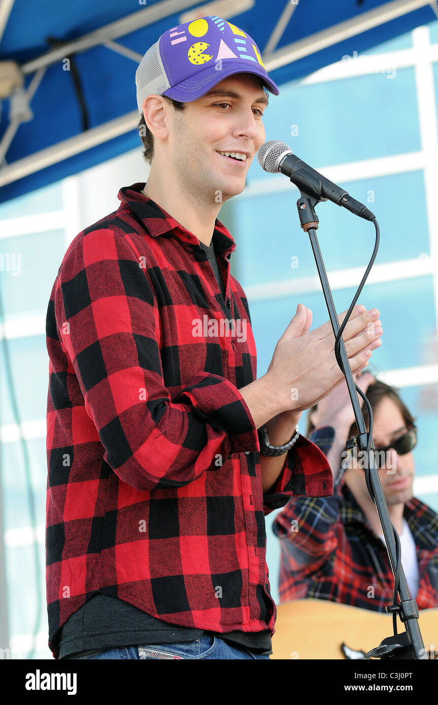 Gabe Saporta Cobra Starship performing following a press conference to ...