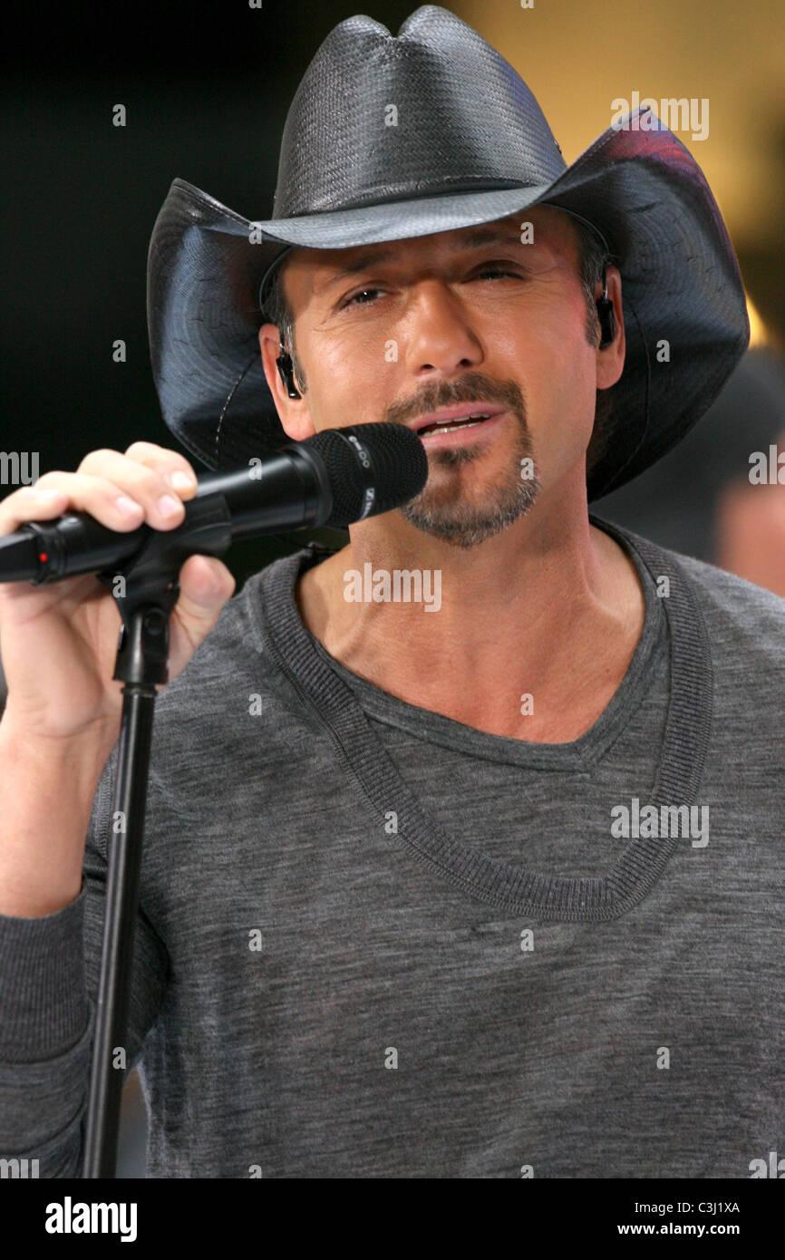 Tim McGraw performing live on the 'Today Show's Concert Series' at ...