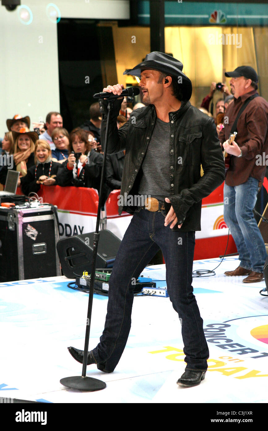 Tim McGraw performing live on the 'Today Show's Concert Series' at ...