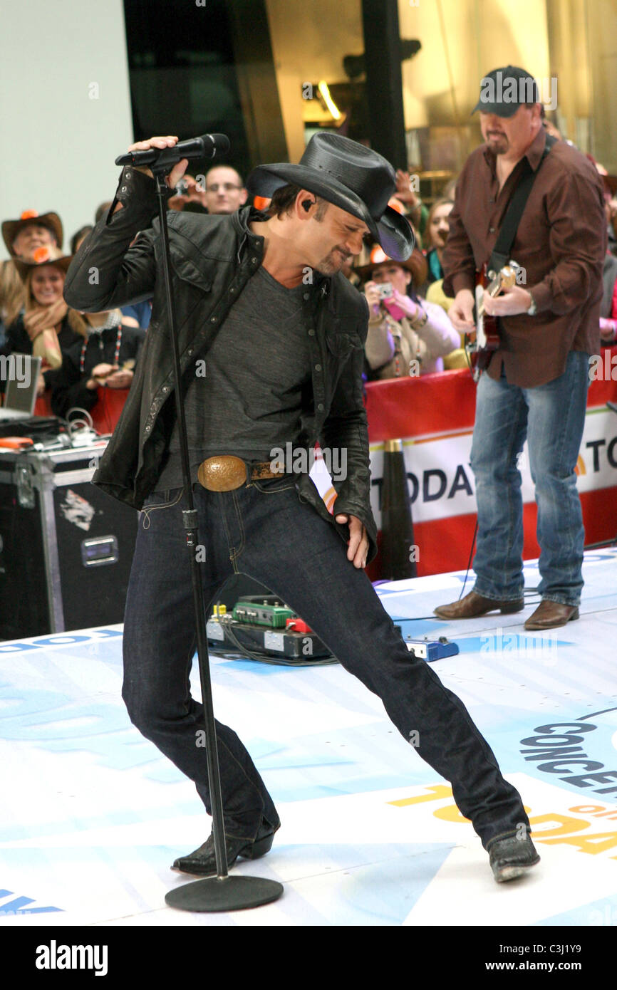 Tim McGraw performing live on the 'Today Show's Concert Series' at ...