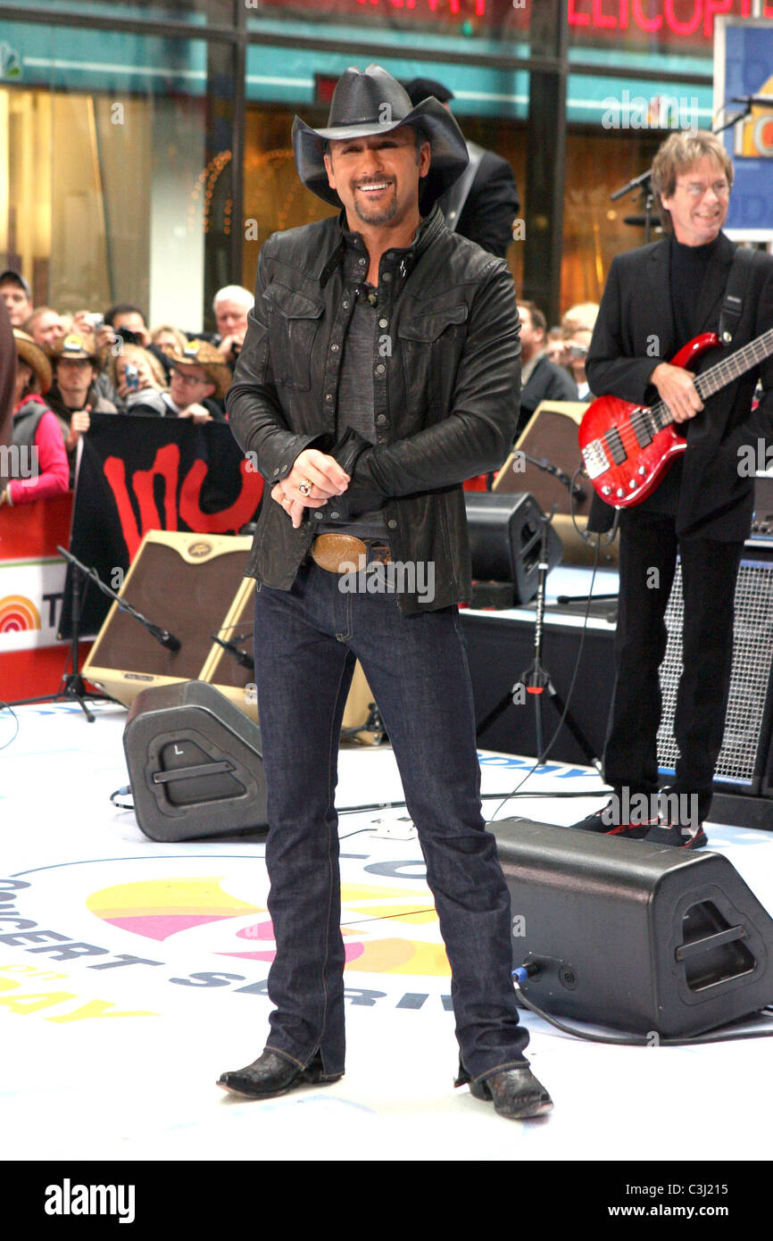 Tim McGraw performing live on the 'Today Show's Concert Series' at ...