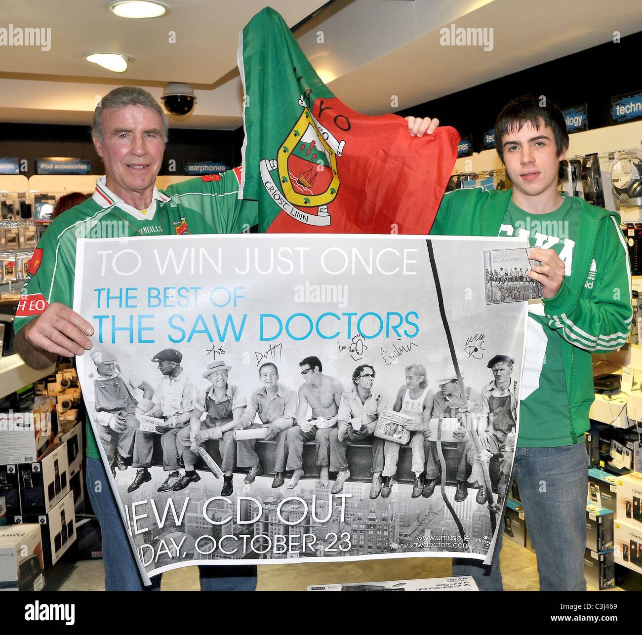 The james martin band hi-res stock photography and images - Alamy