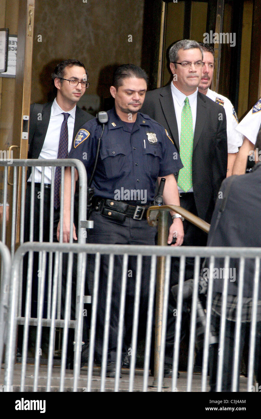 Robert Halderman outside Manhattan Criminal Court where his attorney ...