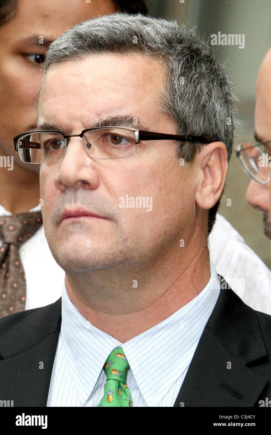 Robert Halderman outside Manhattan Criminal Court where his attorney ...