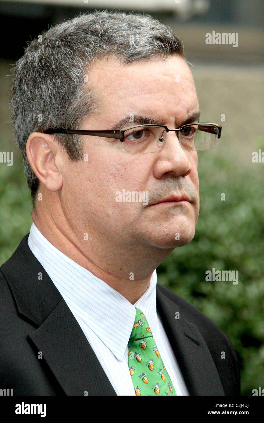Robert Halderman outside Manhattan Criminal Court where his attorney ...