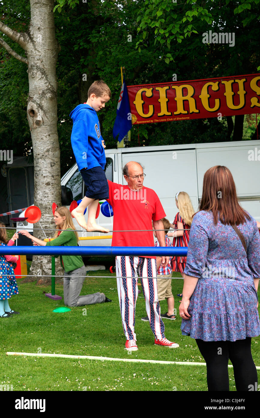 Tightrope walk circus hi-res stock photography and images - Alamy