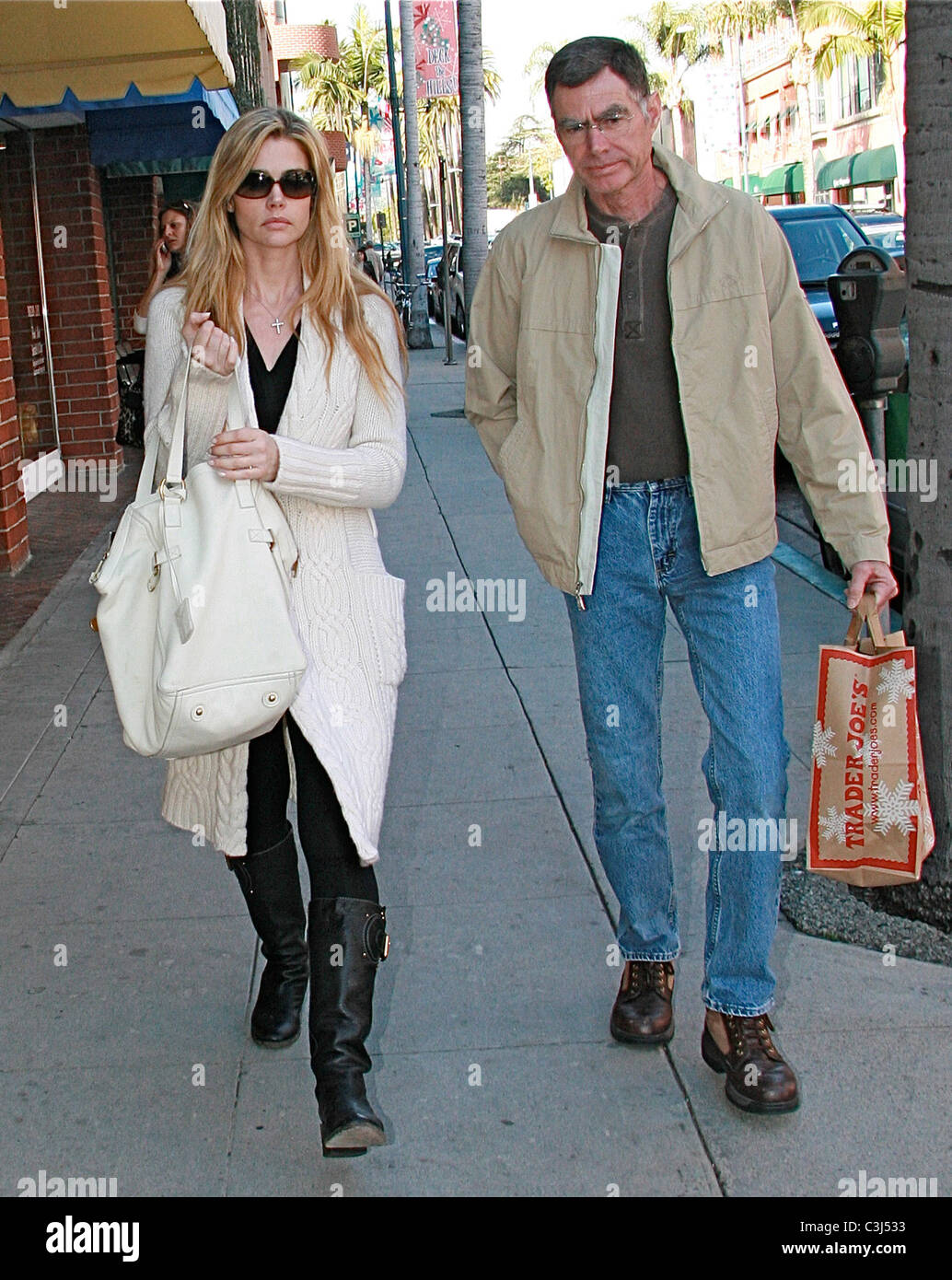 Denise Richardson with her father after having breakfast together ...