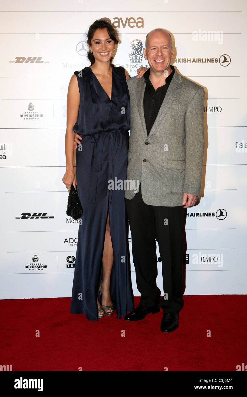 Bruce Wills Emma Heming Istanbul Fashion Week - Vivienne Westwood ...