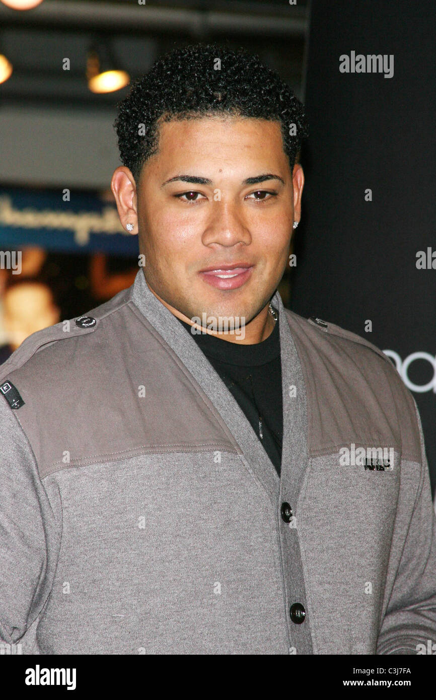 Melky Cabrera Macy's welcomes Melky Cabrera to celebrate his 2009 World ...